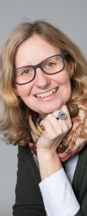 Zur Person | Mag.a Leone Burger-Comper - Psychotherapeutin